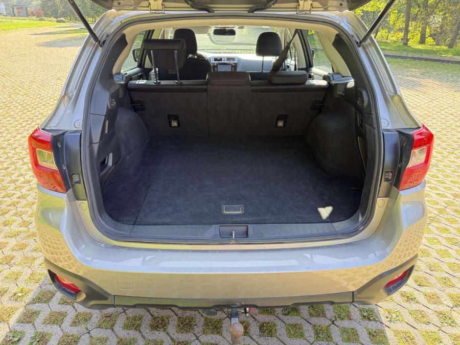 Brown Subaru Outback 2015 in Vilnius, with an engine capacity of 2.50 L and mileage of 229 thousand km for 12000 €, photo 8 on AUTOMOTO.COM.LV