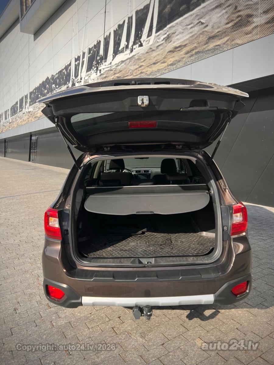 Brūns Subaru Outback 2017 Tallina, ar dzinēja tilpumu 2.50 L un nobraukumu 141 tūkst. km par 16950 €, foto 12 vietnē AUTOMOTO.COM.LV
