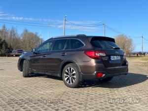 Brūns Subaru Outback 2018 Tallina, ar dzinēja tilpumu 2.50 L un nobraukumu 159 tūkst. km par 17000 €, foto 5 vietnē AUTOMOTO.COM.LV