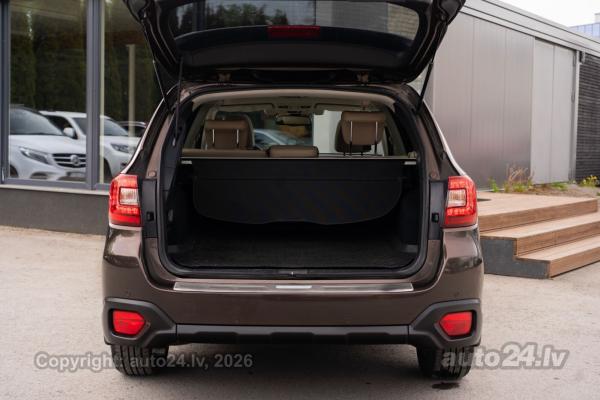 Brūns Subaru Outback 2018 Tallina, ar dzinēja tilpumu 2.50 L un nobraukumu 161 tūkst. km par 17490 €, foto 5 vietnē AUTOMOTO.COM.LV