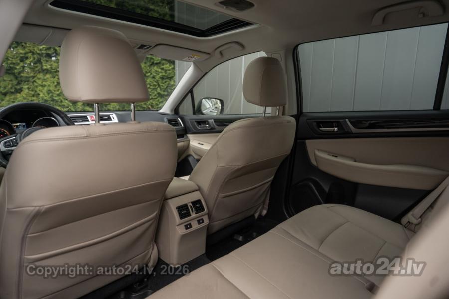 Brown Subaru Outback 2018 in Tallinn, with an engine capacity of 2.50 L and mileage of 161 thousand km for 17490 €, photo 12 on AUTOMOTO.COM.LV