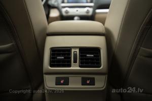 Brown Subaru Outback 2018 in Tallinn, with an engine capacity of 2.50 L and mileage of 161 thousand km for 17490 €, photo 13 on AUTOMOTO.COM.LV