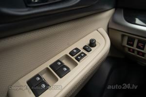 Brown Subaru Outback 2018 in Tallinn, with an engine capacity of 2.50 L and mileage of 161 thousand km for 17490 €, photo 16 on AUTOMOTO.COM.LV