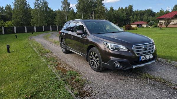 Brown Subaru Outback 2018 in Vilnius, with an engine capacity of 2.00 L and mileage of 235 thousand km for 15000 €, photo 3 on AUTOMOTO.COM.LV