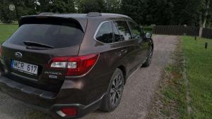 Brown Subaru Outback 2018 in Vilnius, with an engine capacity of 2.00 L and mileage of 235 thousand km for 15000 €, photo 7 on AUTOMOTO.COM.LV