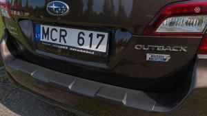 Brown Subaru Outback 2018 in Vilnius, with an engine capacity of 2.00 L and mileage of 235 thousand km for 15000 €, photo 9 on AUTOMOTO.COM.LV