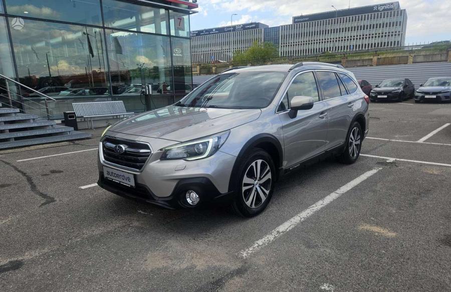 Brown Subaru Outback 2018 in Vilnius, with an engine capacity of 2.50 L and mileage of 152 thousand km for 17890 €, photo 1 on AUTOMOTO.COM.LV