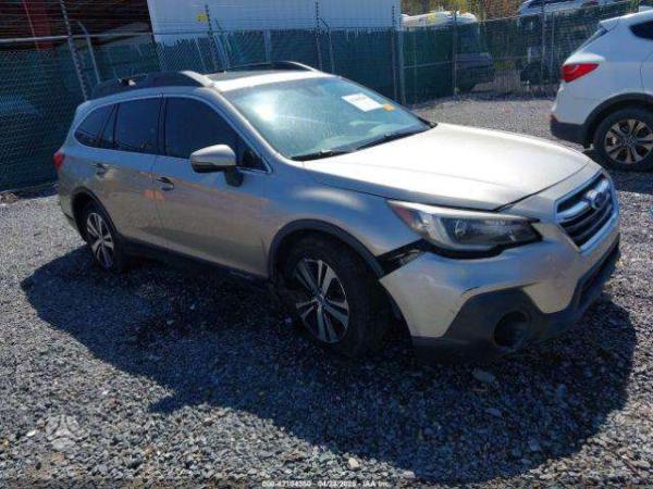 Brown Subaru Outback 2018 in Klaipeda, with an engine capacity of 3.63 L and mileage of 222 thousand km for 7900 €, photo 1 on AUTOMOTO.COM.LV