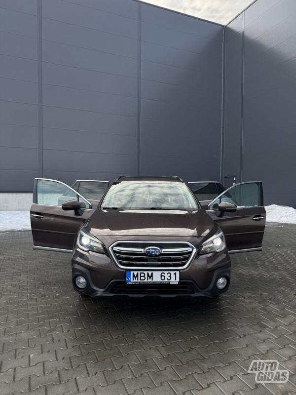 Brown Subaru Outback 2019 in Siauliai, with an engine capacity of 2.50 L and mileage of 170 thousand km for 16600 €, photo 1 on AUTOMOTO.COM.LV
