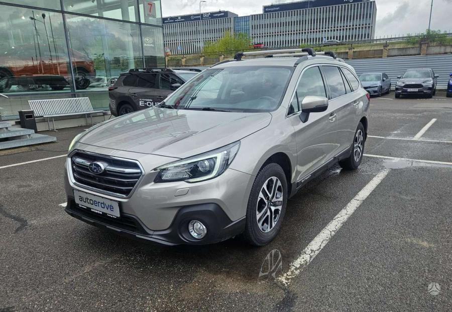 Brown Subaru Outback 2020 in Vilnius, with an engine capacity of 2.50 L and mileage of 45 thousand km for 21390 €, photo 1 on AUTOMOTO.COM.LV