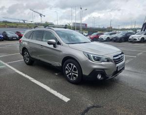 Brown Subaru Outback 2020 in Vilnius, with an engine capacity of 2.50 L and mileage of 45 thousand km for 21390 €, photo 3 on AUTOMOTO.COM.LV