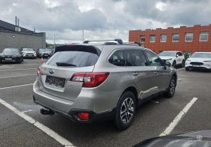 Brown Subaru Outback 2020 in Vilnius, with an engine capacity of 2.50 L and mileage of 45 thousand km for 21390 €, photo 4 on AUTOMOTO.COM.LV