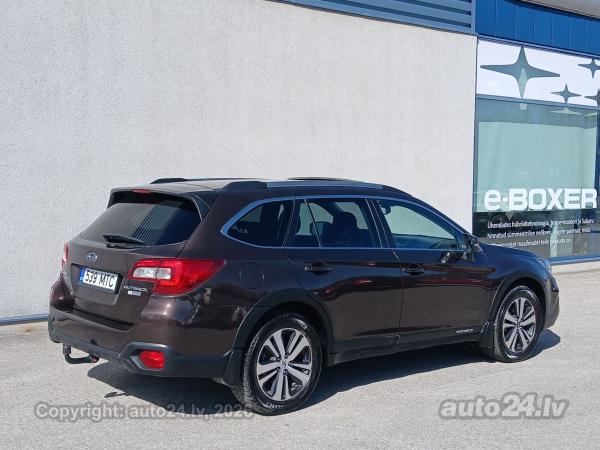 Brown Subaru Outback 2021 in Tartu, with an engine capacity of 2.50 L and mileage of 150 thousand km for 18990 €, photo 3 on AUTOMOTO.COM.LV