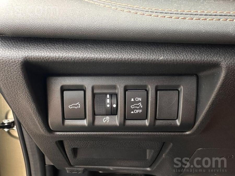 Brown Subaru Outback 2021 in Riga, with an engine capacity of 2.50 L and mileage of 31 thousand km for 23990 €, photo 15 on AUTOMOTO.COM.LV