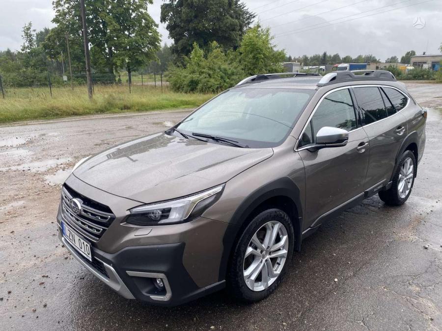 Brown Subaru Outback 2021 in Vilnius, with an engine capacity of 2.50 L and mileage of 119 thousand km for 27500 €, photo 1 on AUTOMOTO.COM.LV