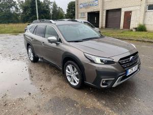 Brown Subaru Outback 2021 in Vilnius, with an engine capacity of 2.50 L and mileage of 119 thousand km for 27500 €, photo 3 on AUTOMOTO.COM.LV