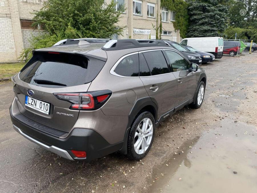 Brown Subaru Outback 2021 in Vilnius, with an engine capacity of 2.50 L and mileage of 119 thousand km for 27500 €, photo 6 on AUTOMOTO.COM.LV