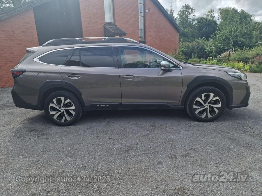 Brown Subaru Outback 2021 in Tallinn, with an engine capacity of 2.50 L and mileage of 139 thousand km for 23999 €, photo 5 on AUTOMOTO.COM.LV