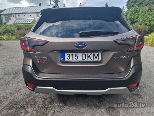 Brown Subaru Outback 2021 in Tallinn, with an engine capacity of 2.50 L and mileage of 139 thousand km for 23999 €, photo 7 on AUTOMOTO.COM.LV