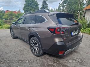 Brown Subaru Outback 2021 in Tallinn, with an engine capacity of 2.50 L and mileage of 139 thousand km for 23999 €, photo 8 on AUTOMOTO.COM.LV