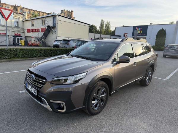 Brown Subaru Outback 2022 in Riga, with an engine capacity of 2.50 L and mileage of 36 thousand km for 23500 €, photo 1 on AUTOMOTO.COM.LV