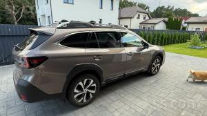 Brown Subaru Outback 2022 in Riga, with an engine capacity of 2.50 L and mileage of 34 thousand km for 28500 €, photo 4 on AUTOMOTO.COM.LV