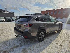Brown Subaru Outback 2023 in Vilnius, with an engine capacity of 2.50 L and mileage of 76 thousand km for 28490 €, photo 3 on AUTOMOTO.COM.LV