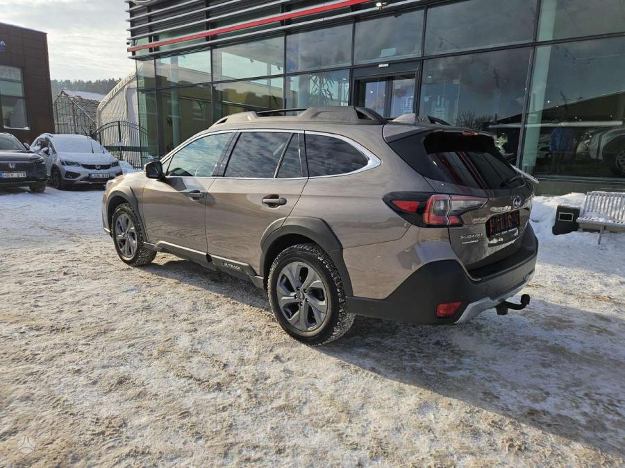 Brown Subaru Outback 2023 in Vilnius, with an engine capacity of 2.50 L and mileage of 76 thousand km for 28490 €, photo 4 on AUTOMOTO.COM.LV
