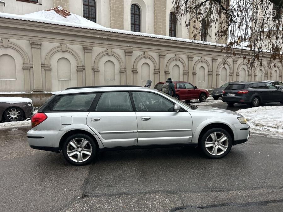 Subaru Outback 2005 Viļņa, ar dzinēja tilpumu 2.50 L un nobraukumu 251 tūkst. km par 2950 €, foto 3 vietnē AUTOMOTO.COM.LV