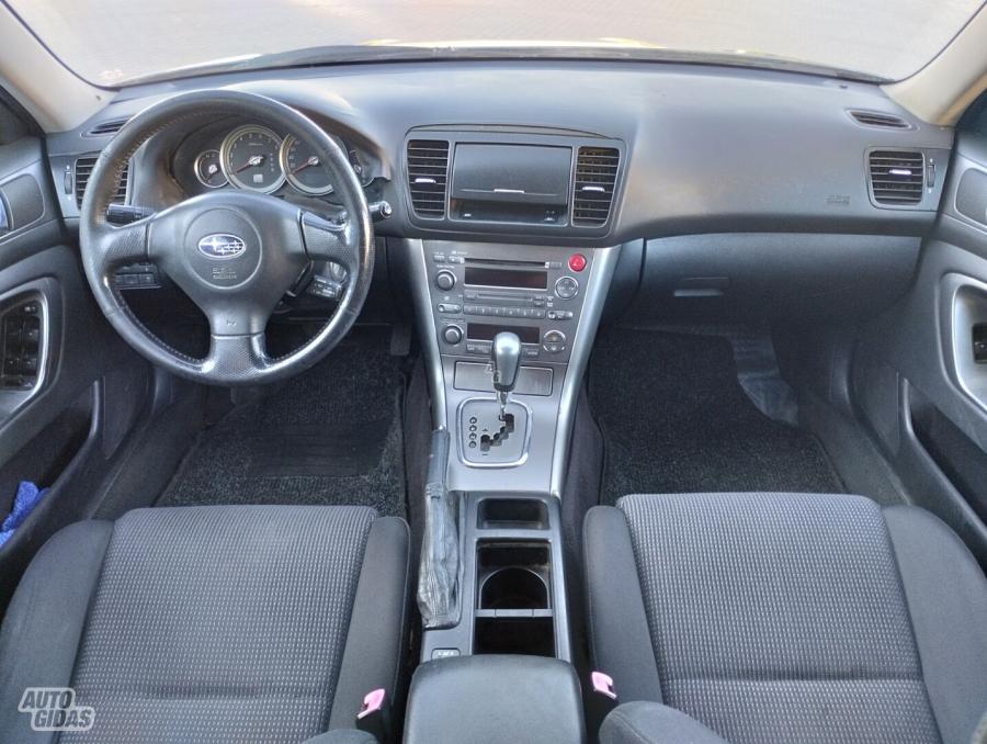 Subaru Outback 2005 in Silute, with an engine capacity of 2.50 L and mileage of 364 thousand km for 1650 €, photo 8 on AUTOMOTO.COM.LV