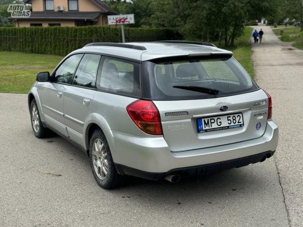 Subaru Outback 2006 in Vilnius, with an engine capacity of 2.50 L and mileage of 286 thousand km for 2100 €, photo 4 on AUTOMOTO.COM.LV