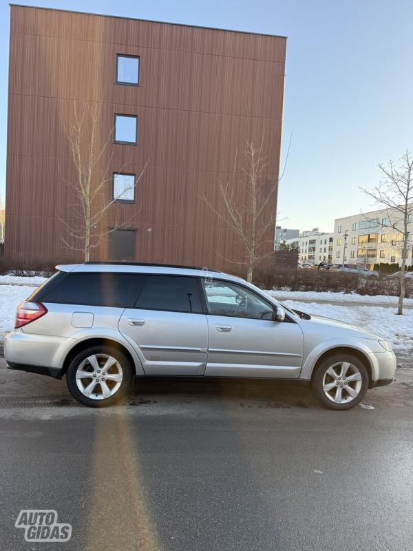 Subaru Outback 2007 in Vilnius, with an engine capacity of 2.50 L and mileage of 450 thousand km for 2350 €, photo 1 on AUTOMOTO.COM.LV