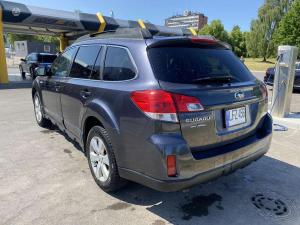 Subaru Outback 2010 Alīta, ar dzinēja tilpumu 2.50 L un nobraukumu 425 tūkst. km par 4150 €, foto  vietnē AUTOMOTO.COM.LV