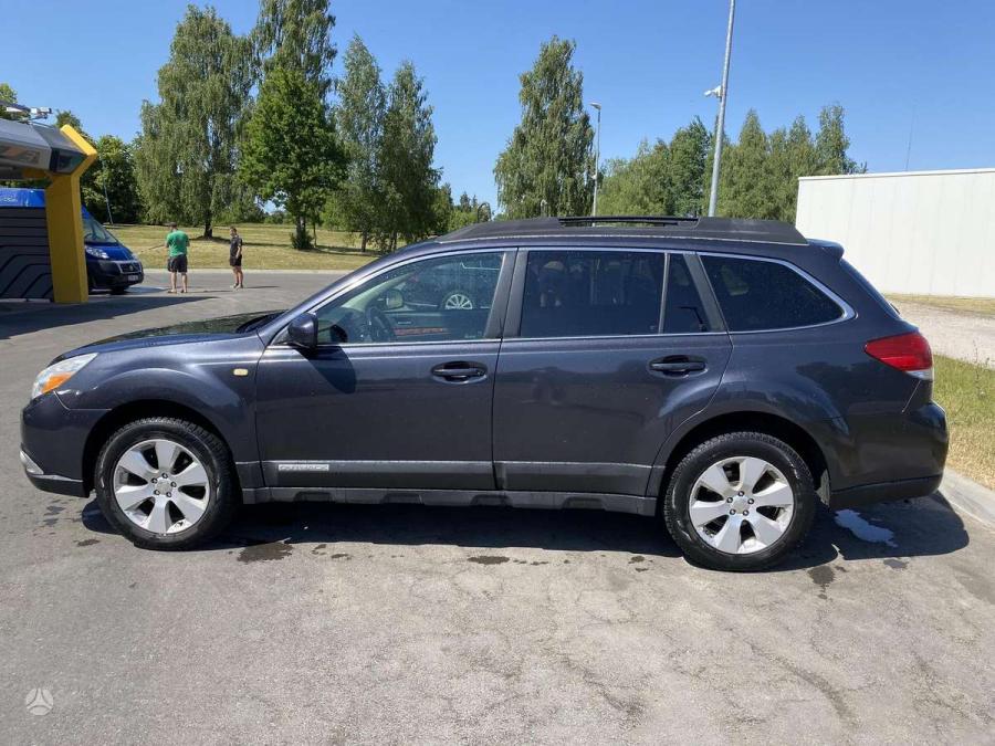 Subaru Outback 2010 Alīta, ar dzinēja tilpumu 2.50 L un nobraukumu 425 tūkst. km par 4150 €, foto 5 vietnē AUTOMOTO.COM.LV