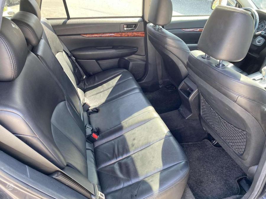 Subaru Outback 2010 Alīta, ar dzinēja tilpumu 2.50 L un nobraukumu 425 tūkst. km par 4150 €, foto 14 vietnē AUTOMOTO.COM.LV