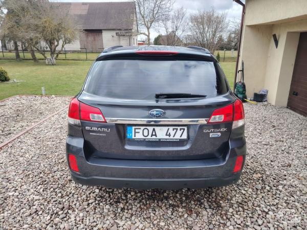 Subaru Outback 2011 in Marijampole, with an engine capacity of 2.00 L and mileage of 270 thousand km for 950 €, photo 8 on AUTOMOTO.COM.LV