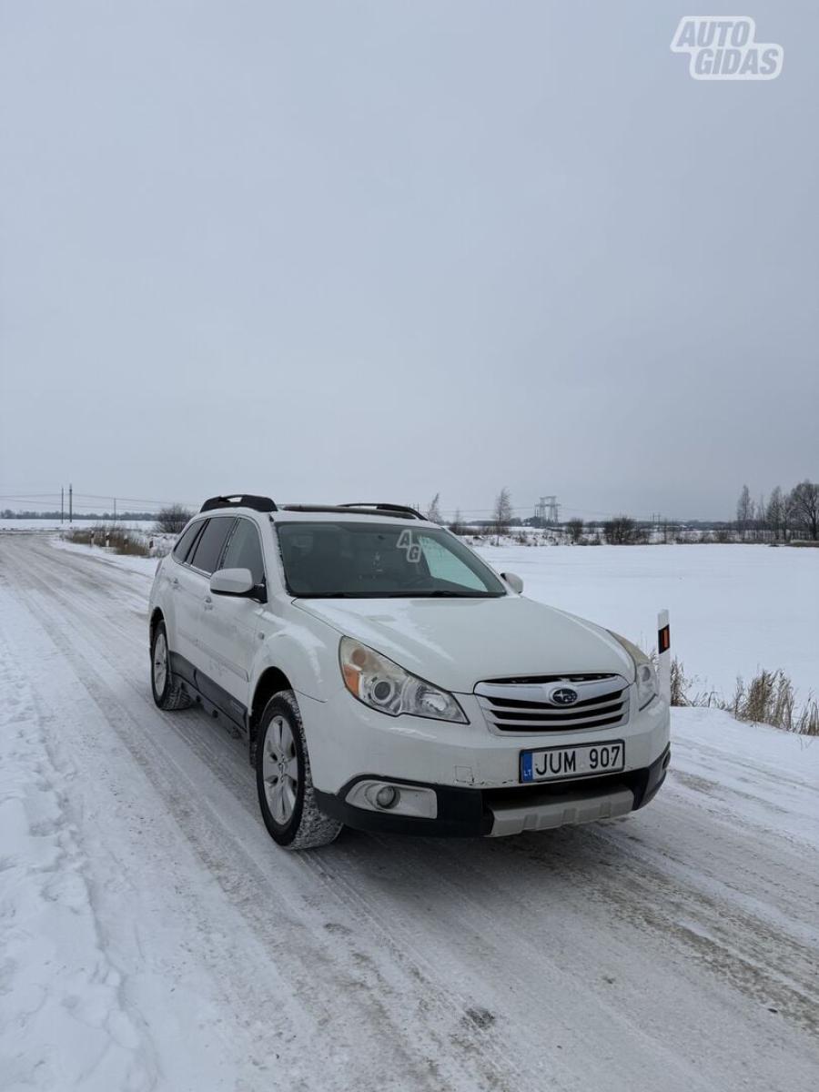 Subaru Outback 2012 in Panevezys, with an engine capacity of 2.50 L and mileage of 177 thousand km for 4250 €, photo 7 on AUTOMOTO.COM.LV