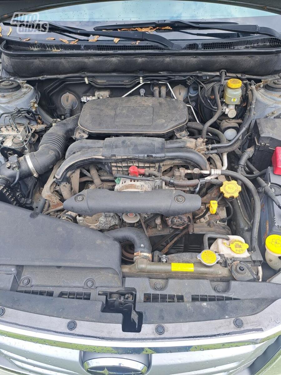 Subaru Outback 2012 in Vilnius, with an engine capacity of 2.50 L and mileage of 215 thousand km for 4000 €, photo 9 on AUTOMOTO.COM.LV
