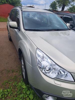Subaru Outback 2012 in Vilnius, with an engine capacity of 2.50 L and mileage of 215 thousand km for 4000 €, photo 14 on AUTOMOTO.COM.LV