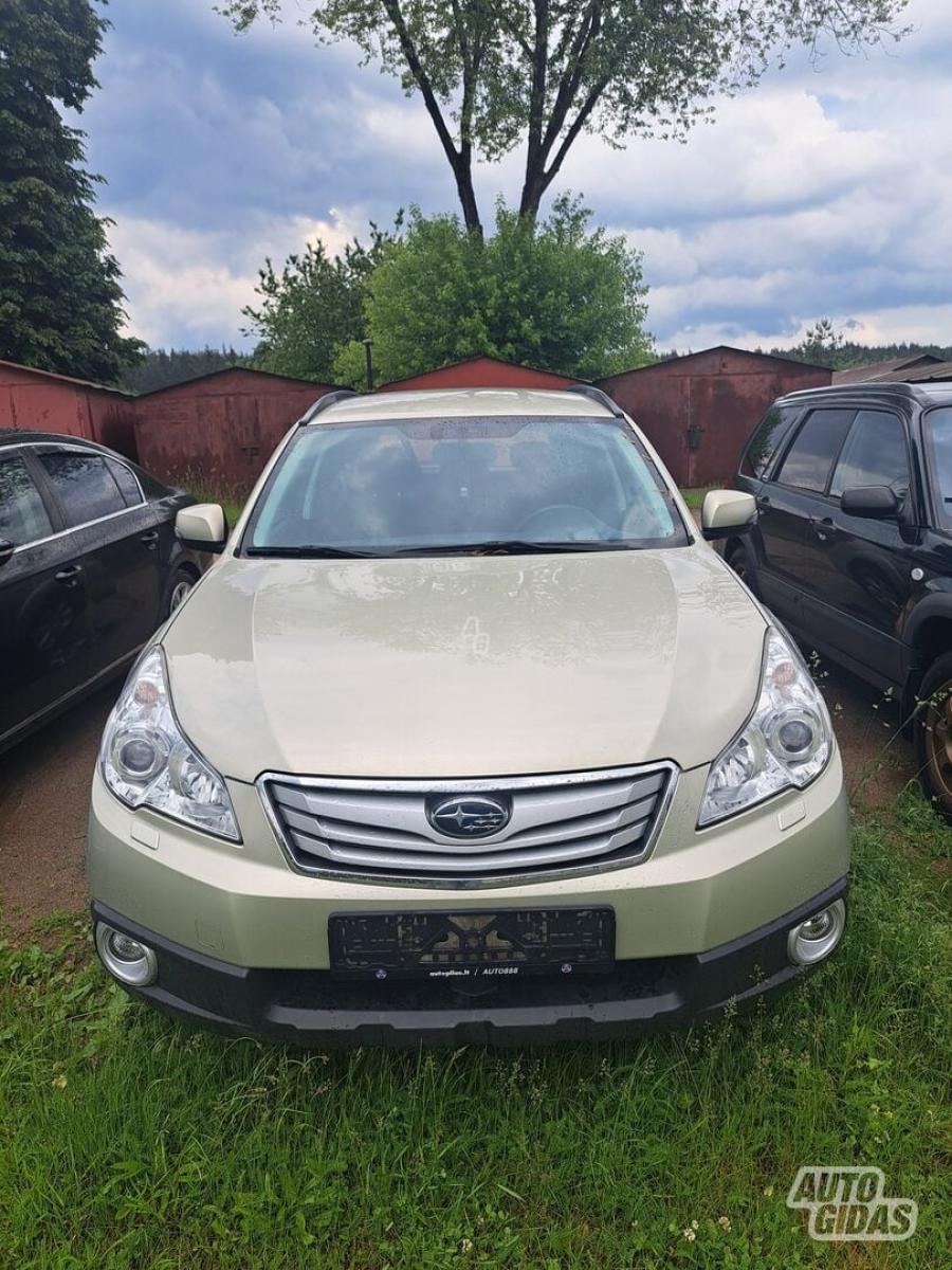 Subaru Outback 2012 in Vilnius, with an engine capacity of 2.50 L and mileage of 215 thousand km for 4000 €, photo 15 on AUTOMOTO.COM.LV