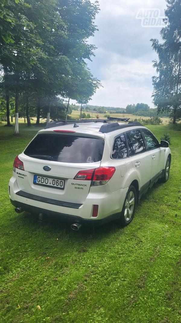 Subaru Outback 2012 Viļņa vietnē Subaru Outback 2012 Viļņa, ar dzinēja tilpumu 3.60 L un nobraukumu 263 tūkst. km par 6800 €, foto 1 vietnē AUTOMOTO.COM.LV
