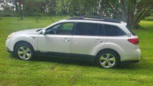Subaru Outback 2012 in Vilnius, with an engine capacity of 3.60 L and mileage of 263 thousand km for 6800 €, photo 4 on AUTOMOTO.COM.LV