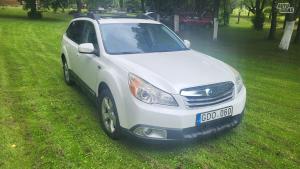 Subaru Outback 2012 in Vilnius, with an engine capacity of 3.60 L and mileage of 263 thousand km for 6800 €, photo 6 on AUTOMOTO.COM.LV