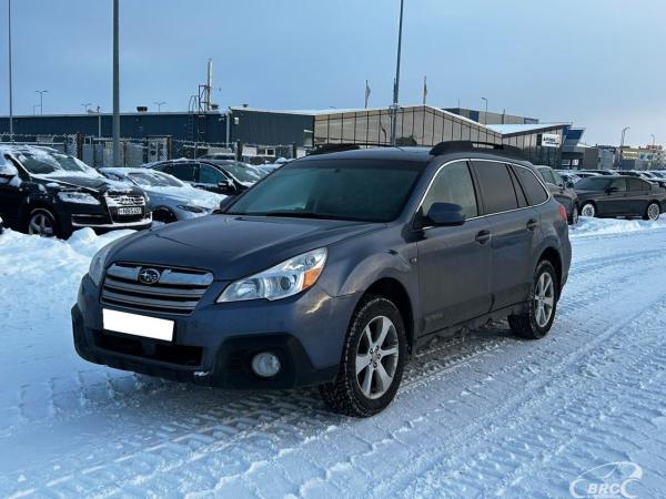 Subaru Outback 2014 in Vilnius, with an engine capacity of 2.46 L and mileage of 239 thousand km for 3500 €, photo 1 on AUTOMOTO.COM.LV
