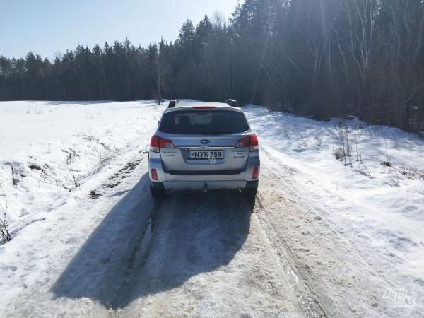 Subaru Outback 2014 in Vilnius, with an engine capacity of 2.00 L and mileage of 314 thousand km for 7800 €, photo 9 on AUTOMOTO.COM.LV