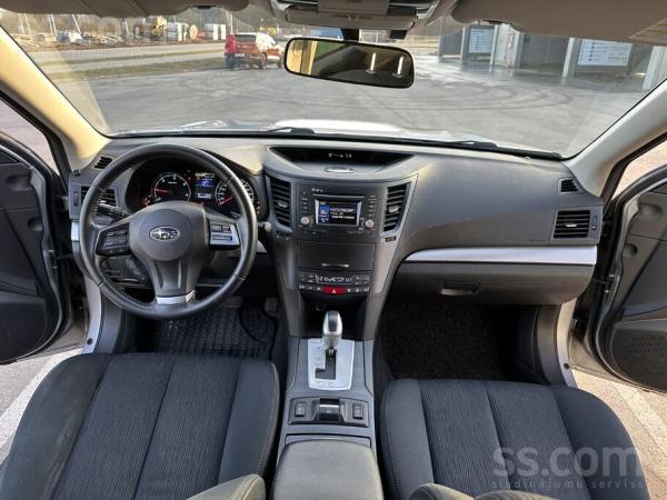 Subaru Outback 2015 in Riga, with an engine capacity of 2.00 L and mileage of 260 thousand km for 6200 €, photo 3 on AUTOMOTO.COM.LV