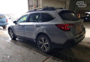 Subaru Outback 2018 in Vilnius, with an engine capacity of 3.60 L and mileage of 215 thousand km for 8900 €, photo 3 on AUTOMOTO.COM.LV