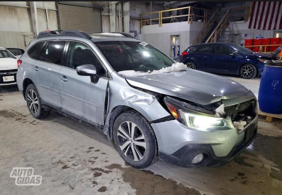 Subaru Outback 2018 in Vilnius, with an engine capacity of 3.60 L and mileage of 215 thousand km for 8900 €, photo 5 on AUTOMOTO.COM.LV