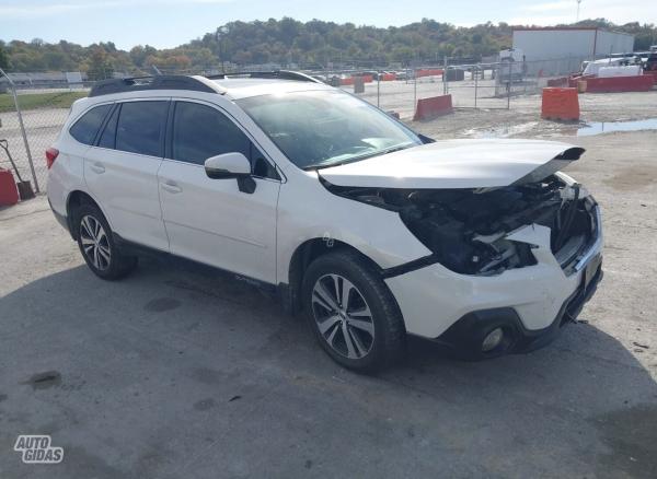 Subaru Outback 2018 in Vilnius, with an engine capacity of 3.60 L and mileage of 200 thousand km for 8800 €, photo 5 on AUTOMOTO.COM.LV