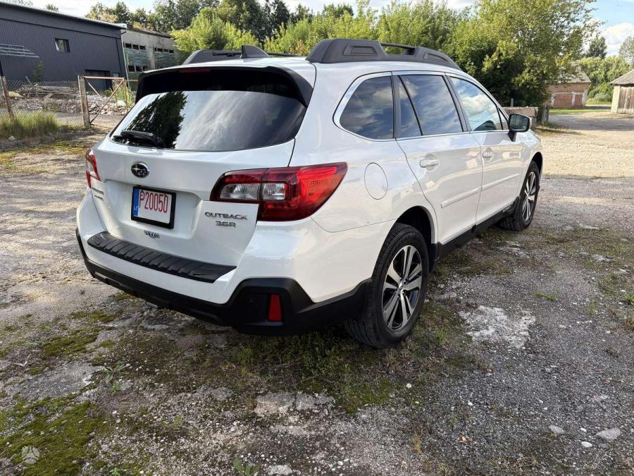 Subaru Outback 2018 in Raseiniai, with an engine capacity of 3.60 L and mileage of 125 thousand km for 17600 €, photo 4 on AUTOMOTO.COM.LV